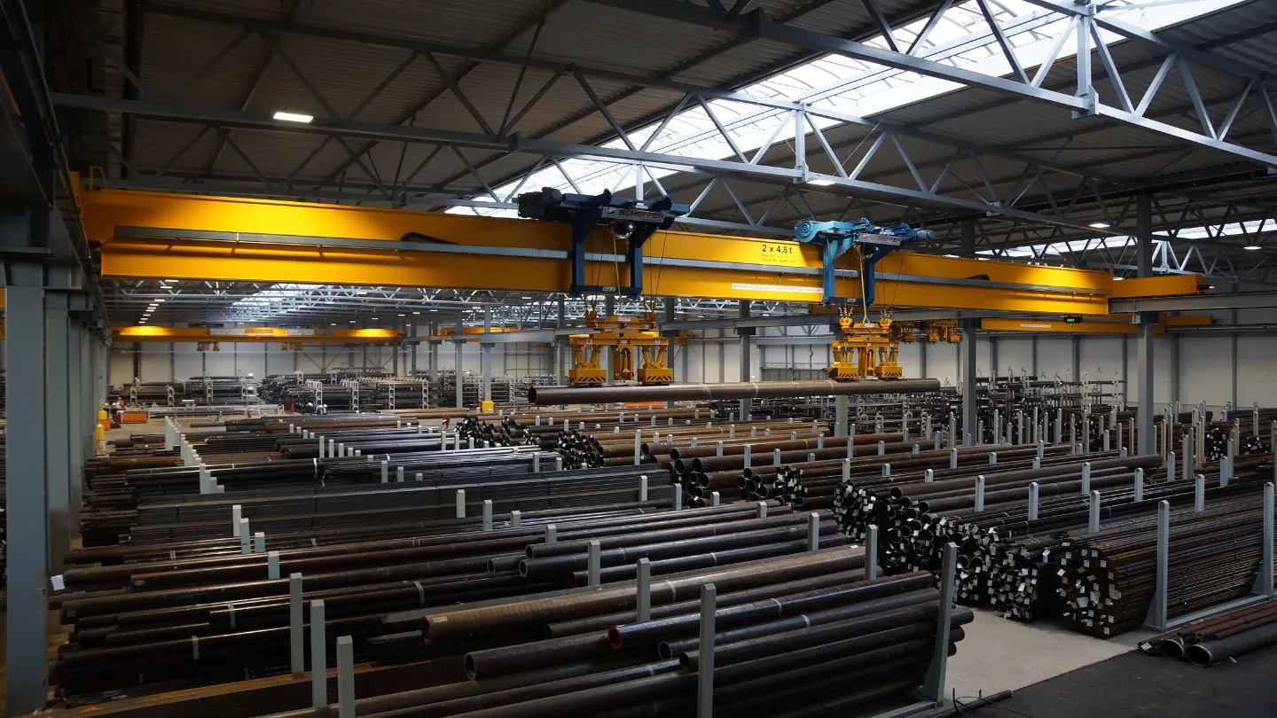 Level Crane Systems collaborates with R&M Materials on automated ...